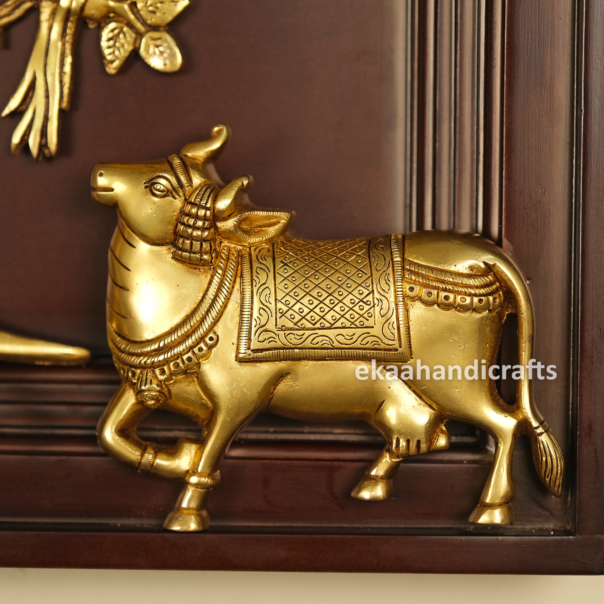Brass Tree of Life with Nandi Cow Wall Decor Showpiece – Ekaa Handicrafts