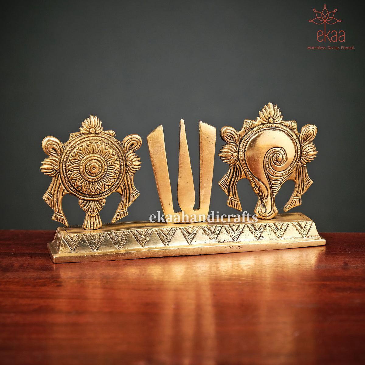 Brass Shankh Chakra Tilak Lord Vishnu Symbol Pooja – Ekaa Handicrafts