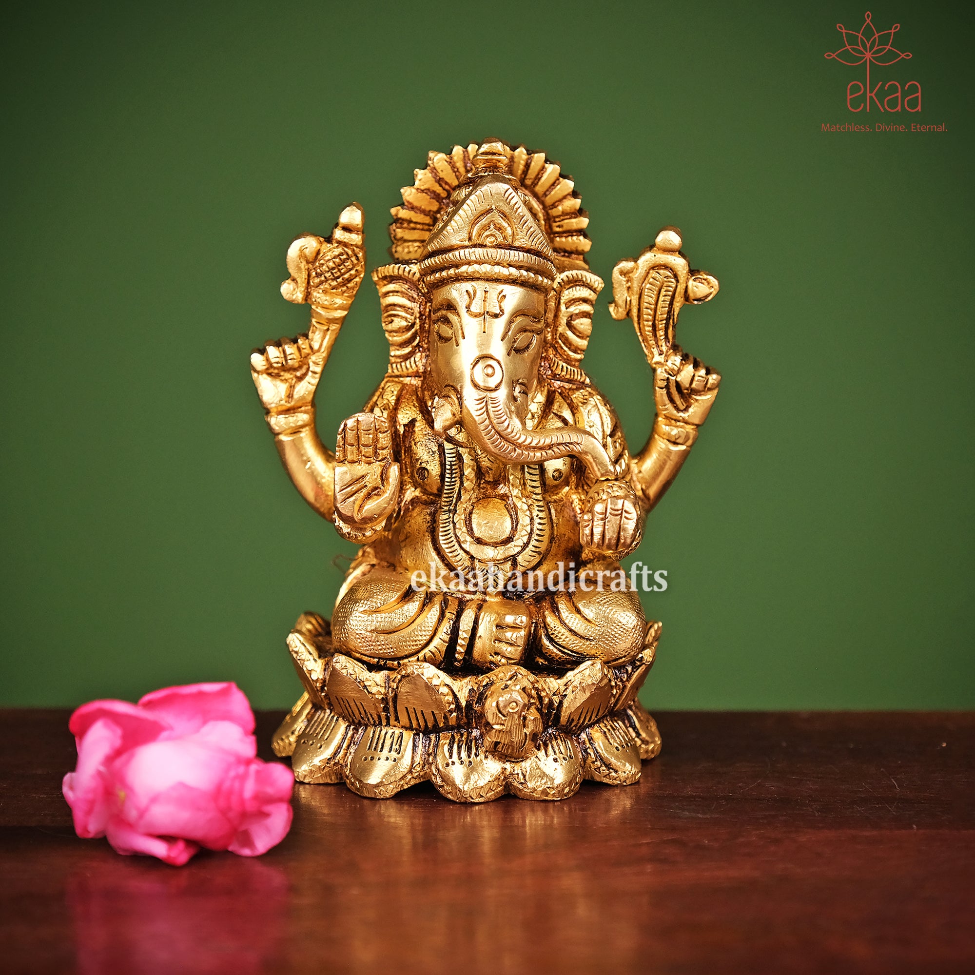 Brass Lakshmi Ganesh Statue on Lotus – Ekaa Handicrafts